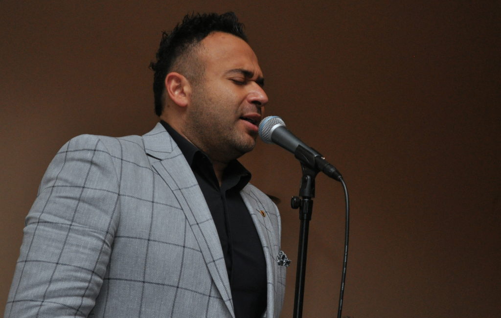 Kevork Artinian wows the crowd (Photo GVK Images) - The Armenian Weekly