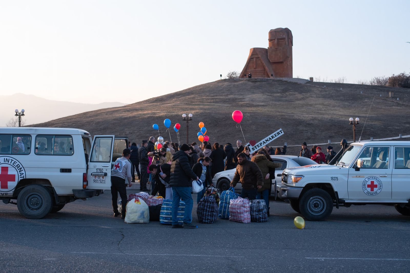 15 children were reunited with their families with the mediation of the ...