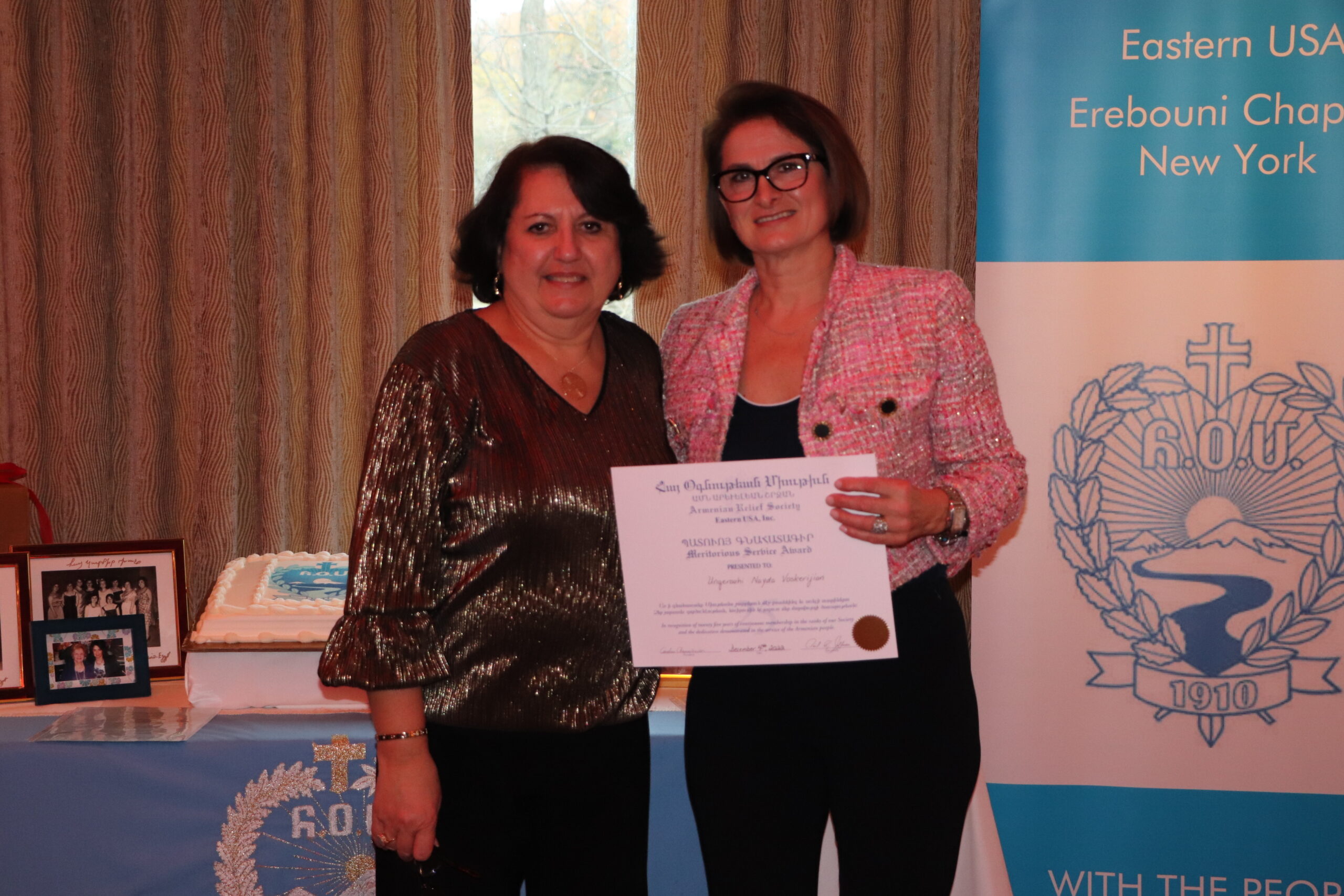 Ungh Nayda - The Armenian Weekly