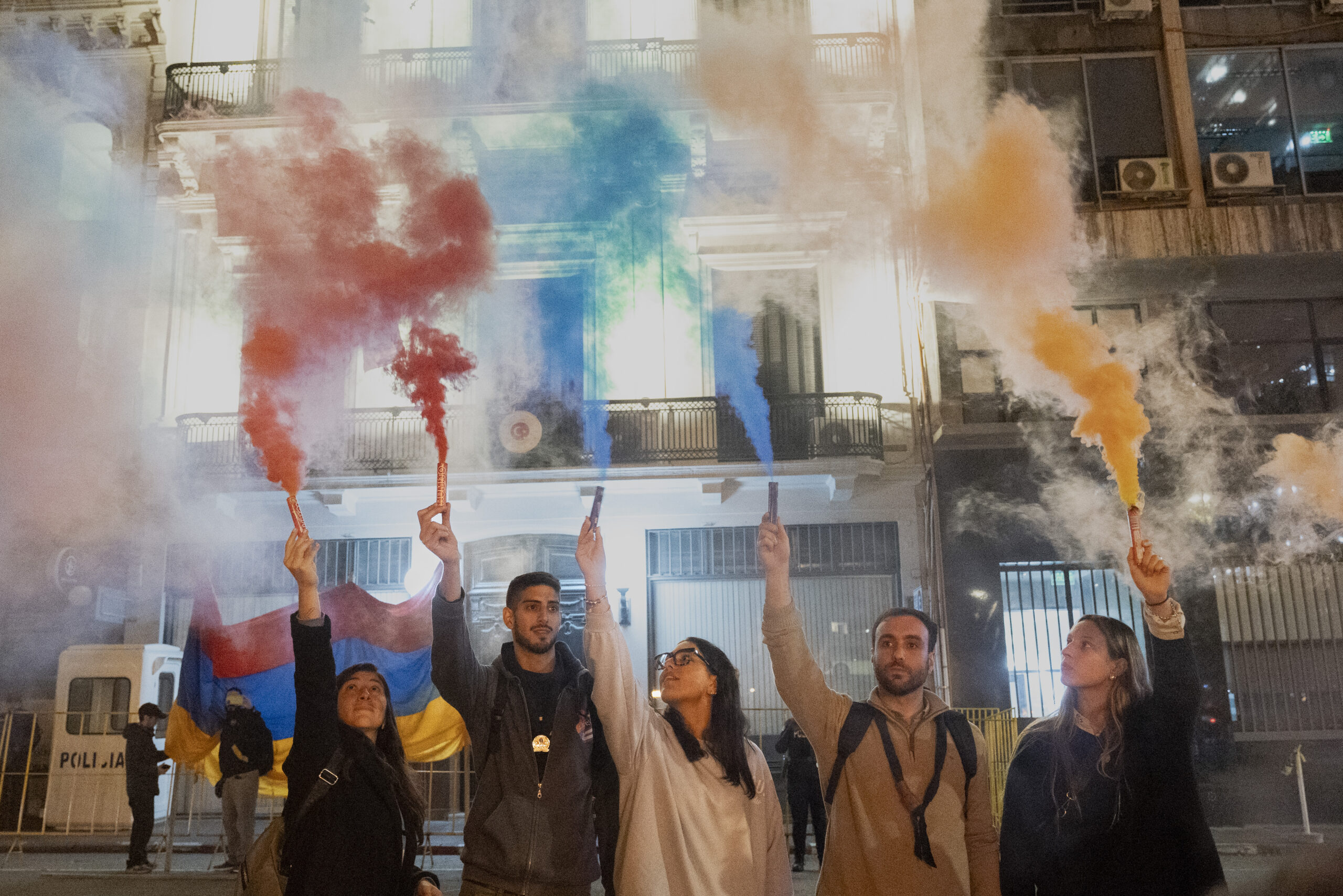 Protest in front of the Turkish Embassy in Uruguay 02. Ph Laura Sosa (1 ...
